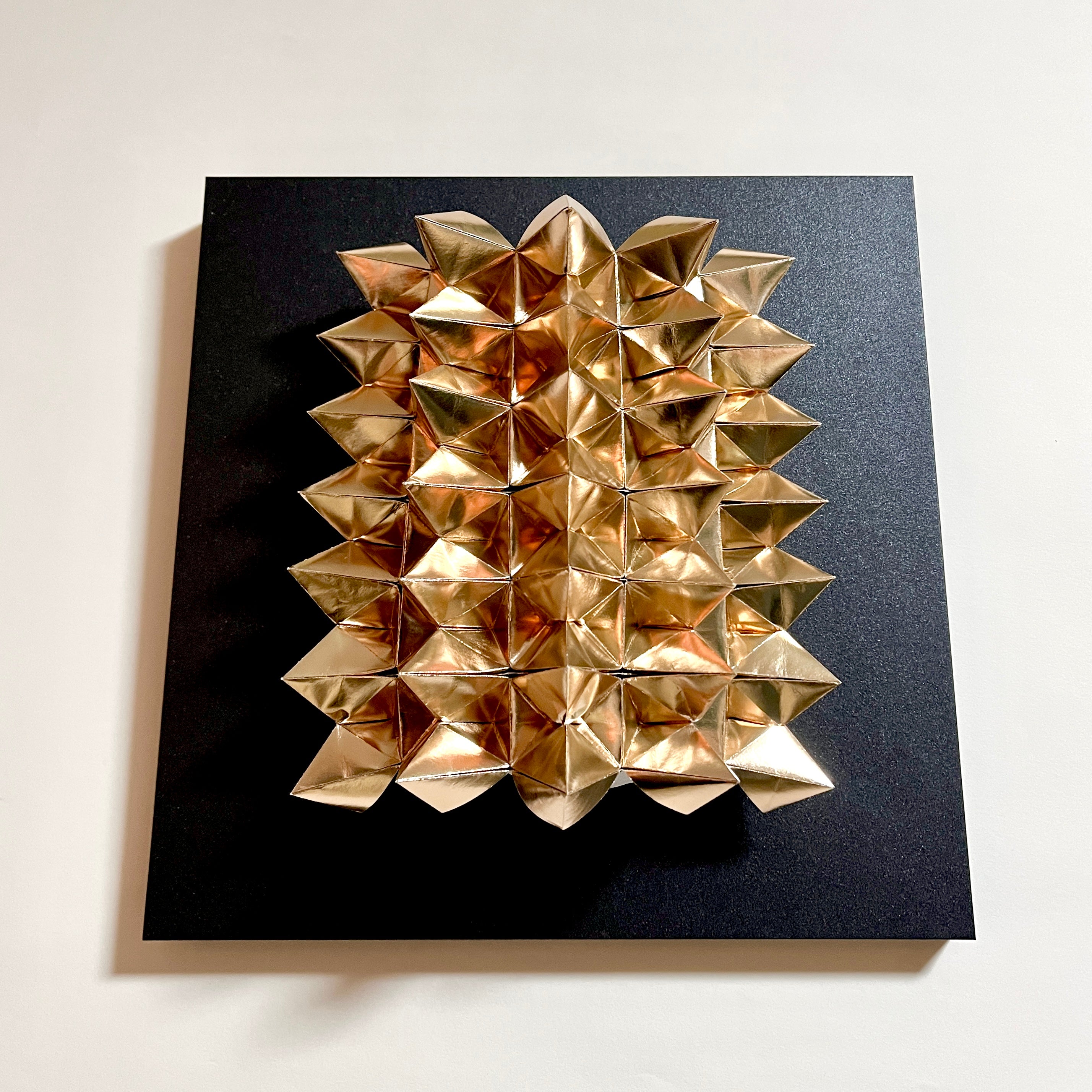 Origami artwork Spikes (Champagne Gold) | D.Hinklay