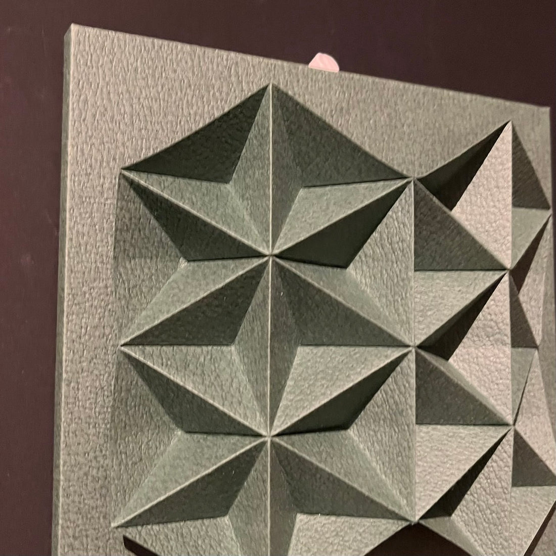 Origami Triangles Mini Green | D.Hinklay